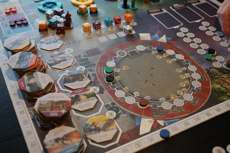 Vin d'jeu - Jouons à des jeux de société tout en dégustant une bonne ...