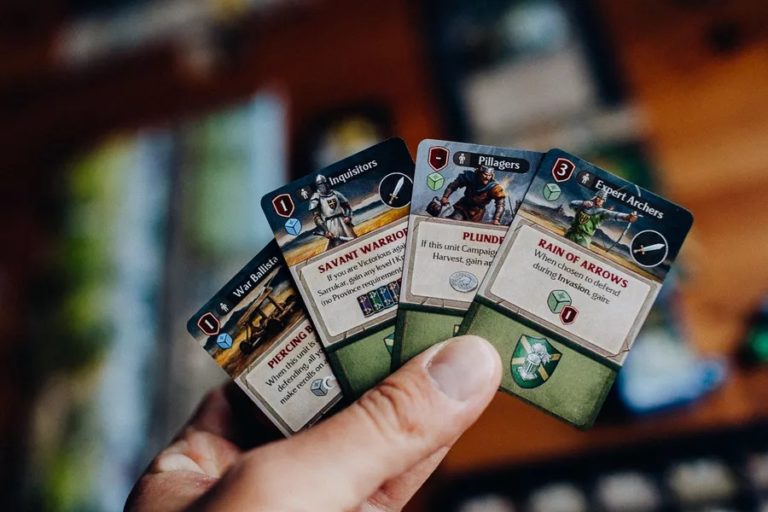 The Gilded Realms – Vindjeu