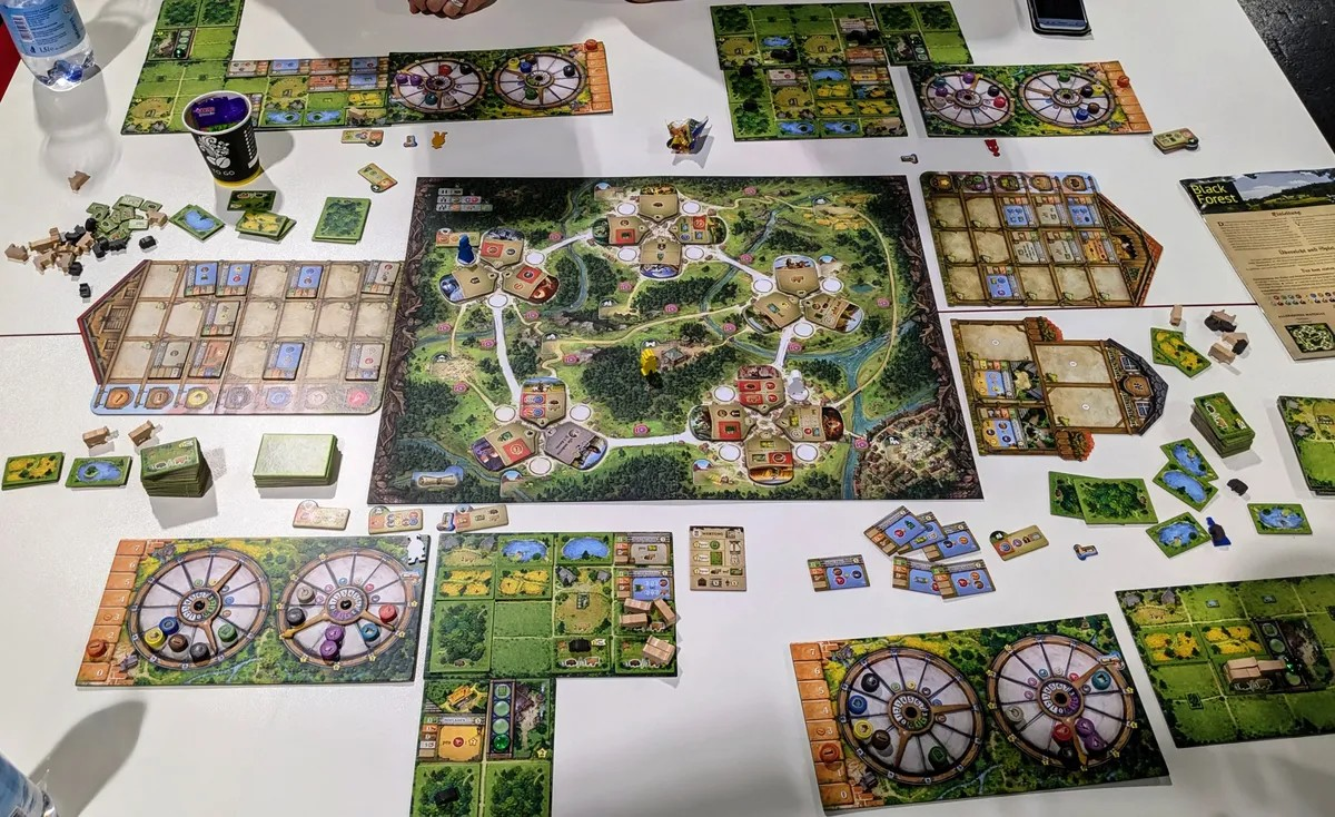 Black Forest – Vindjeu